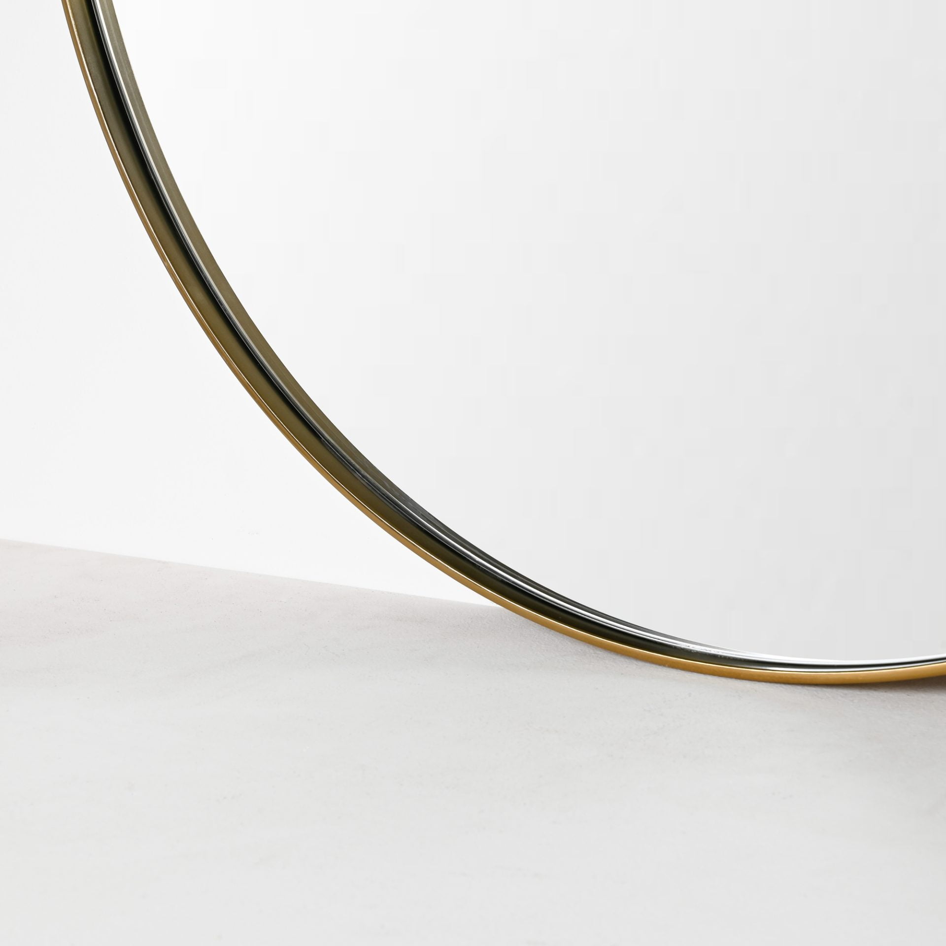 Gold Round mirror