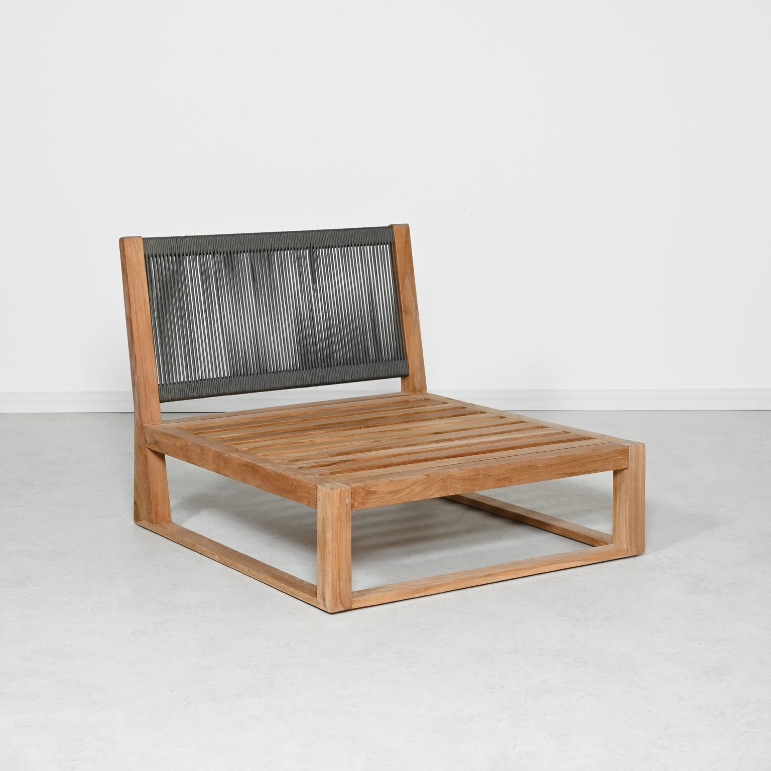 Wood outdoor modular lounge