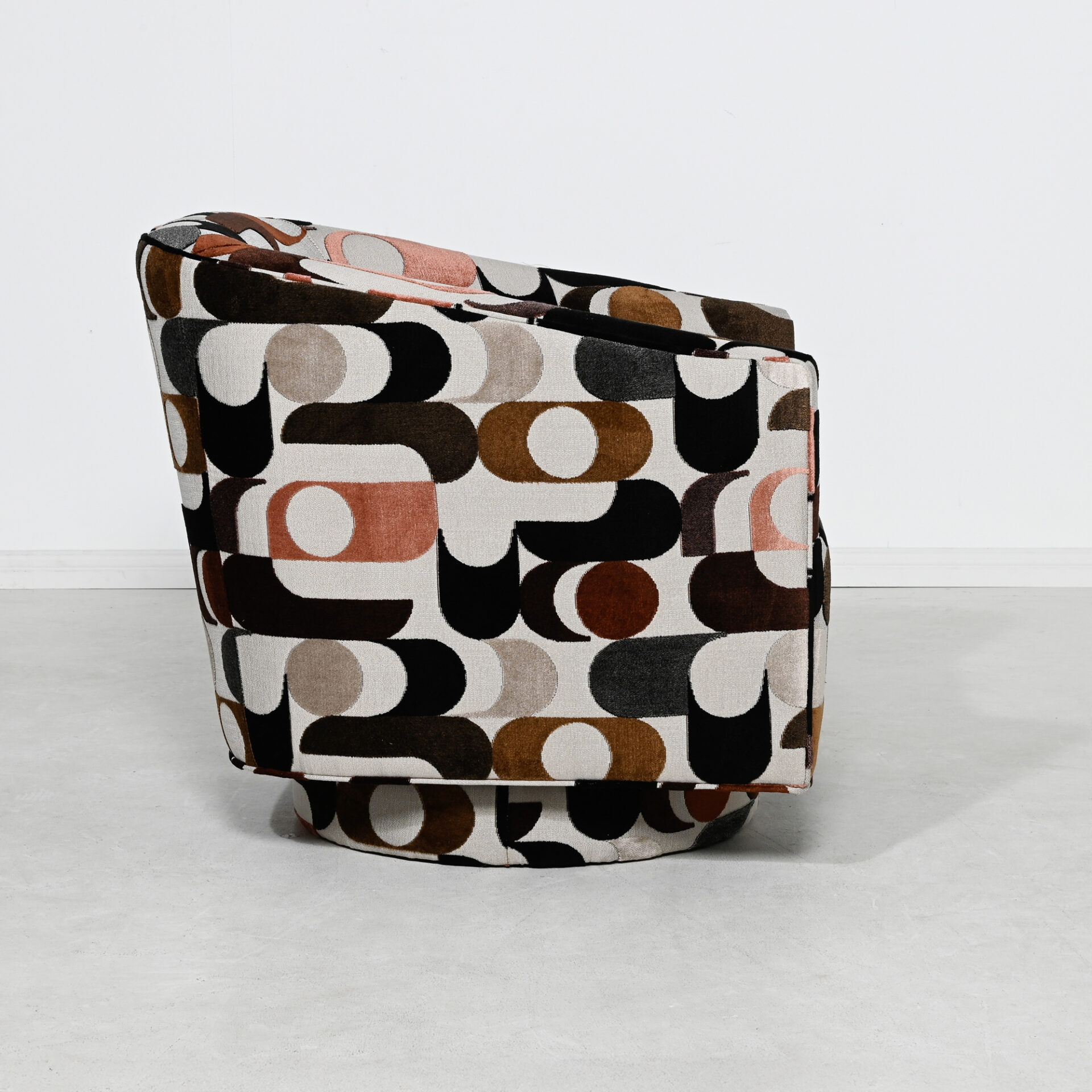 Vintage patterned Swivel Chair